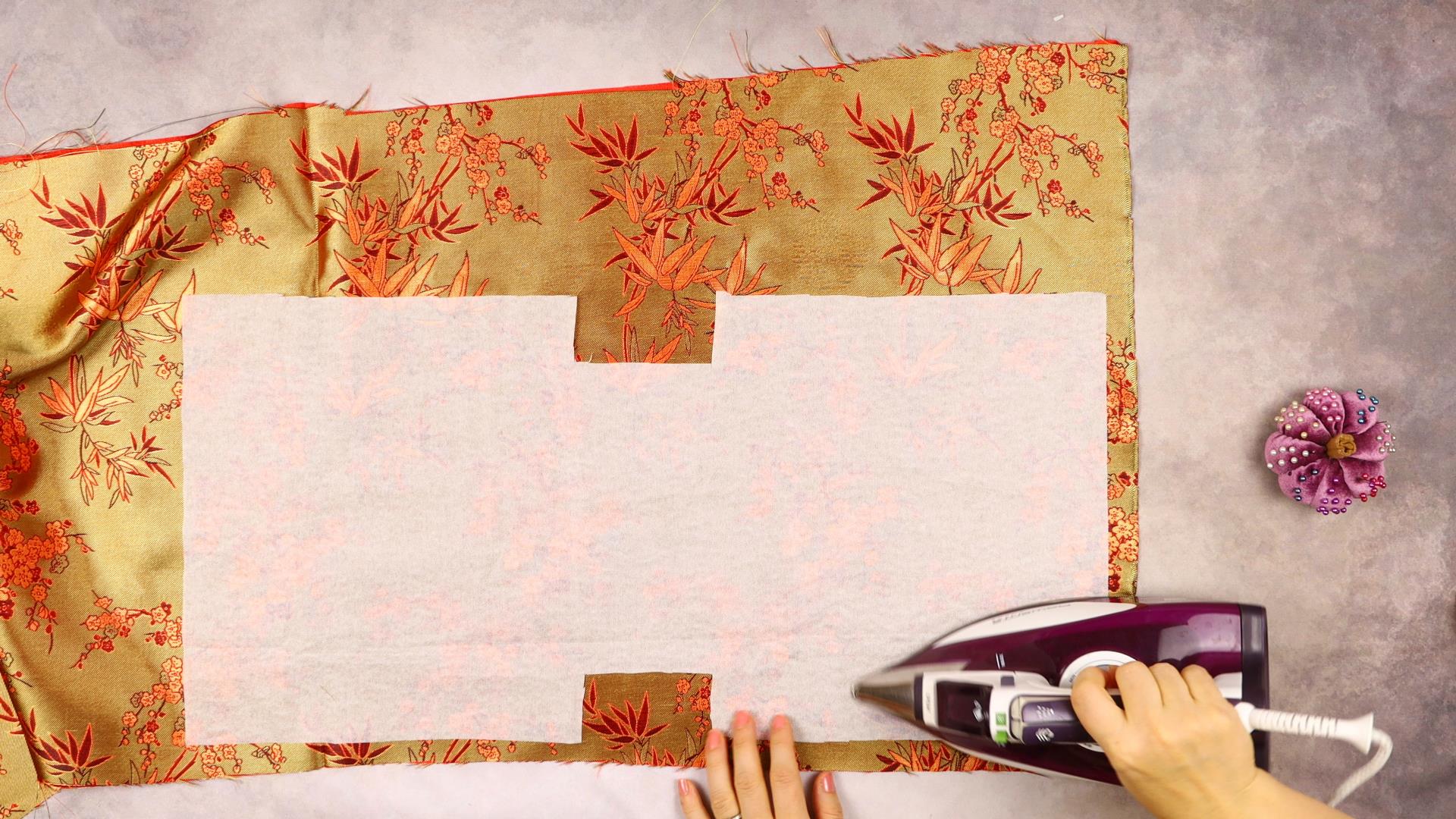 How To Sew A Lined Gift Bag In ANY Size You Want ⋆ Hello Sewing