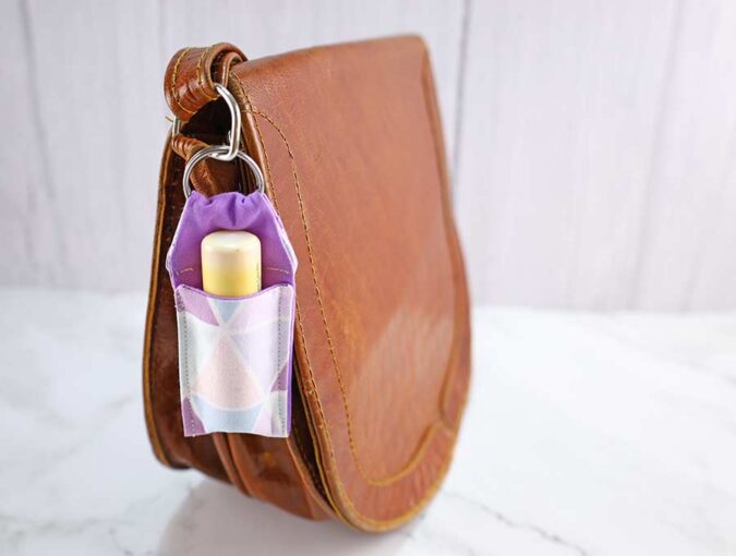 DIY Chapstick Holder Keychain / Lip Balm Holder Tutorial ⋆ Hello Sewing