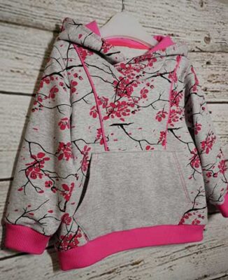 20+ Free Hoodie Sewing Patterns For Stylish Layering (Wear Anywhere And ...