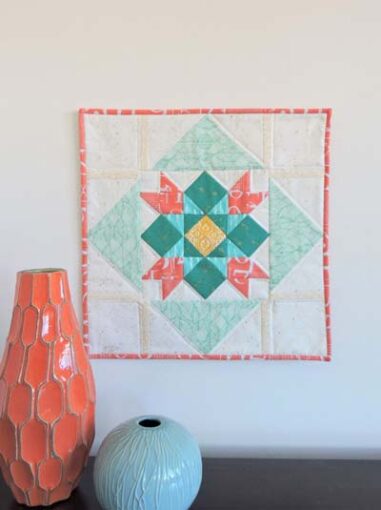 20+ Gorgeous Mini Quilt Patterns ⋆ Hello Sewing