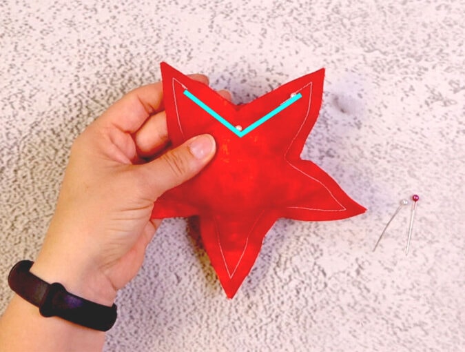 DIY Stuffed Patriotic Fabric Star | 4th July Fabric Stars Sewing ...