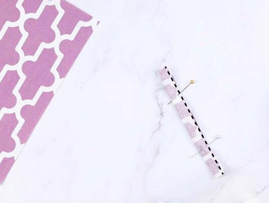 DIY Sewing Pattern Weights / Easy Triangular Fabric Weights (VIDEO) ⋆ ...