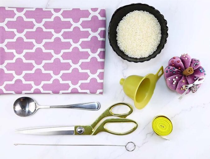 DIY Sewing Pattern Weights / Easy Triangular Fabric Weights (VIDEO) ⋆ ...