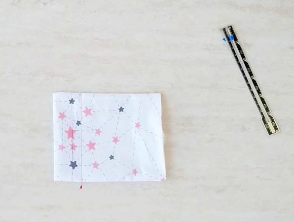 DIY Phone Pillow Stand / Holder Tutorial (+ FREE Pattern) ⋆ Hello Sewing