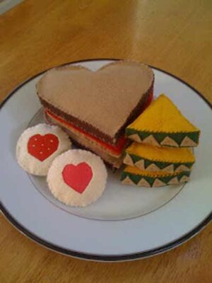 Felt Food Patterns - Ultimate List With 124 Templates ⋆ Hello Sewing