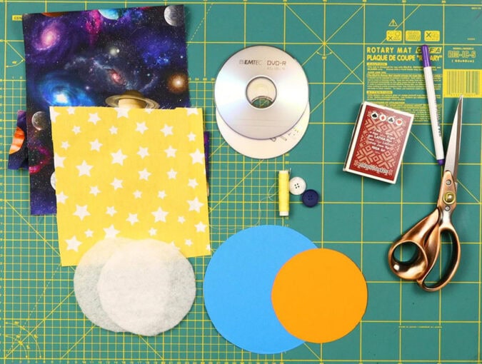 DIY Playing Cards Holder (with Free Pattern) ⋆ Hello Sewing