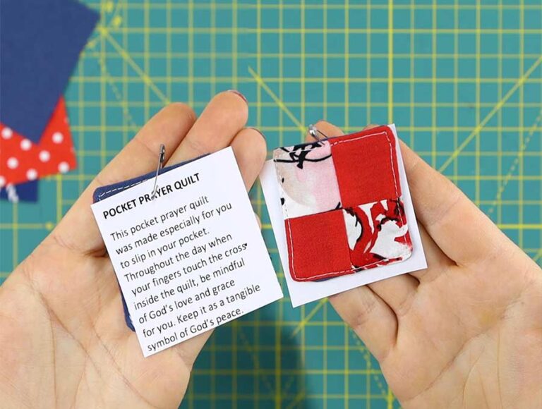 DIY Pocket Prayer Quilt Tutorial And Patterns ⋆ Hello Sewing