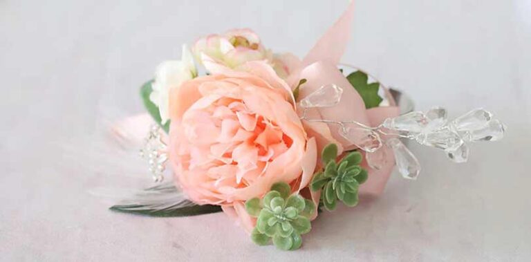 15+ DIY Corsage Ideas And How To Make A Corsage For A Prom Or A Wedding ...