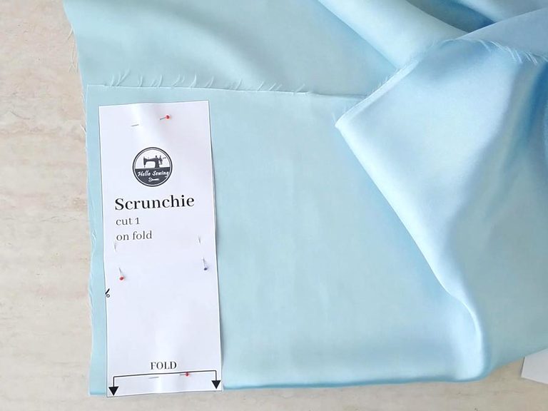 DIY How To Make A Scrunchie + 6 Variations To Wow Everyone ⋆ Hello Sewing