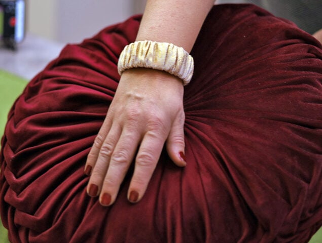 Easy DIY Fabric Bangles | Handmade Fabric Bangle Using A Tiny Piece Of Fabric ⋆ Hello Sewing