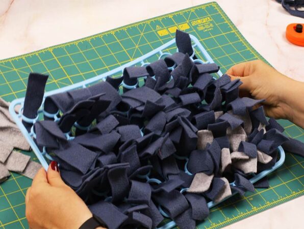How To Make A Snuffle Mat - 3 Ways To Make A DIY Snuffle Mat ⋆ Hello Sewing