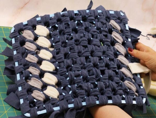 How To Make A Snuffle Mat - 3 Ways To Make A DIY Snuffle Mat ⋆ Hello Sewing