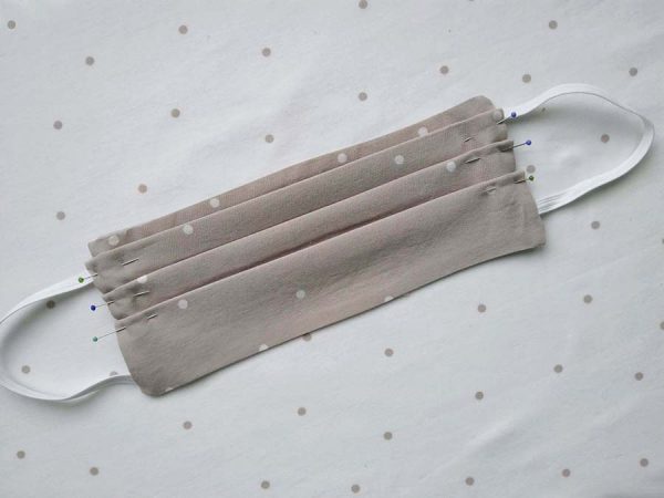 DIY Surgical Face Mask In 5 Minutes [Tutorial + VIDEO]