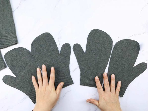 How To Make Mittens Out Of Old Sweaters | Pattern + Video ⋆ Hello Sewing