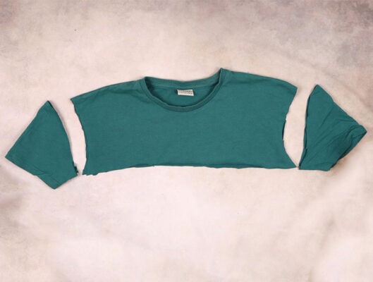 How To Make T-shirt Yarn Using The Entire Shirt In A Continuous Strand ...