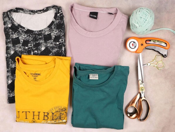 How To Make T-shirt Yarn Using The Entire Shirt In A Continuous Strand ...