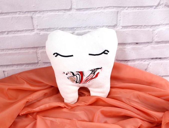 DIY Tooth Fairy Pillow Pattern | Tutorial And Video ⋆ Hello Sewing