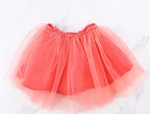 How To Make A Tulle Skirt With Exposed Elastic ⋆ Hello Sewing